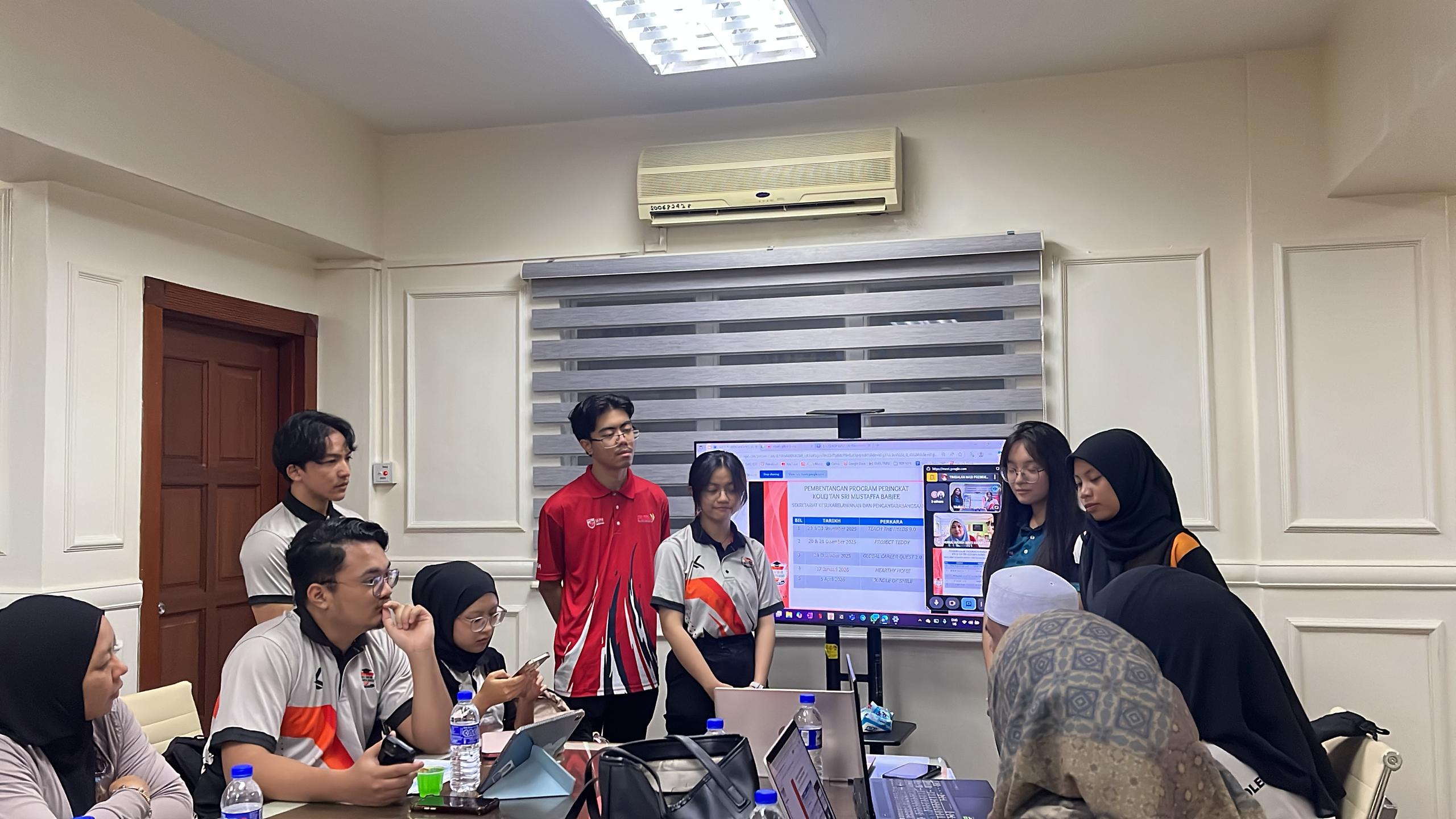 Pembentangan Takwim Sekretariat Majlis Perwakilan Kolej, Kolej Tan Sri ...